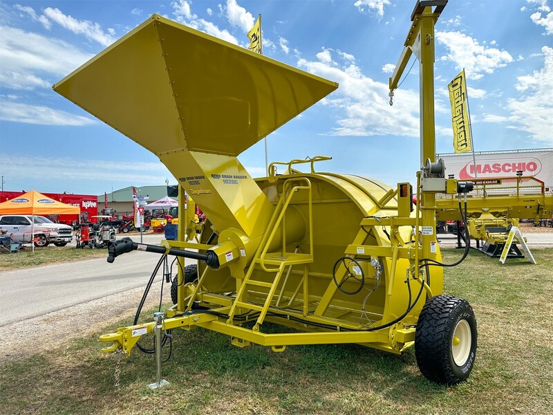 Used Grain Baggers for Sale - 87 Listings | Machinery Pete