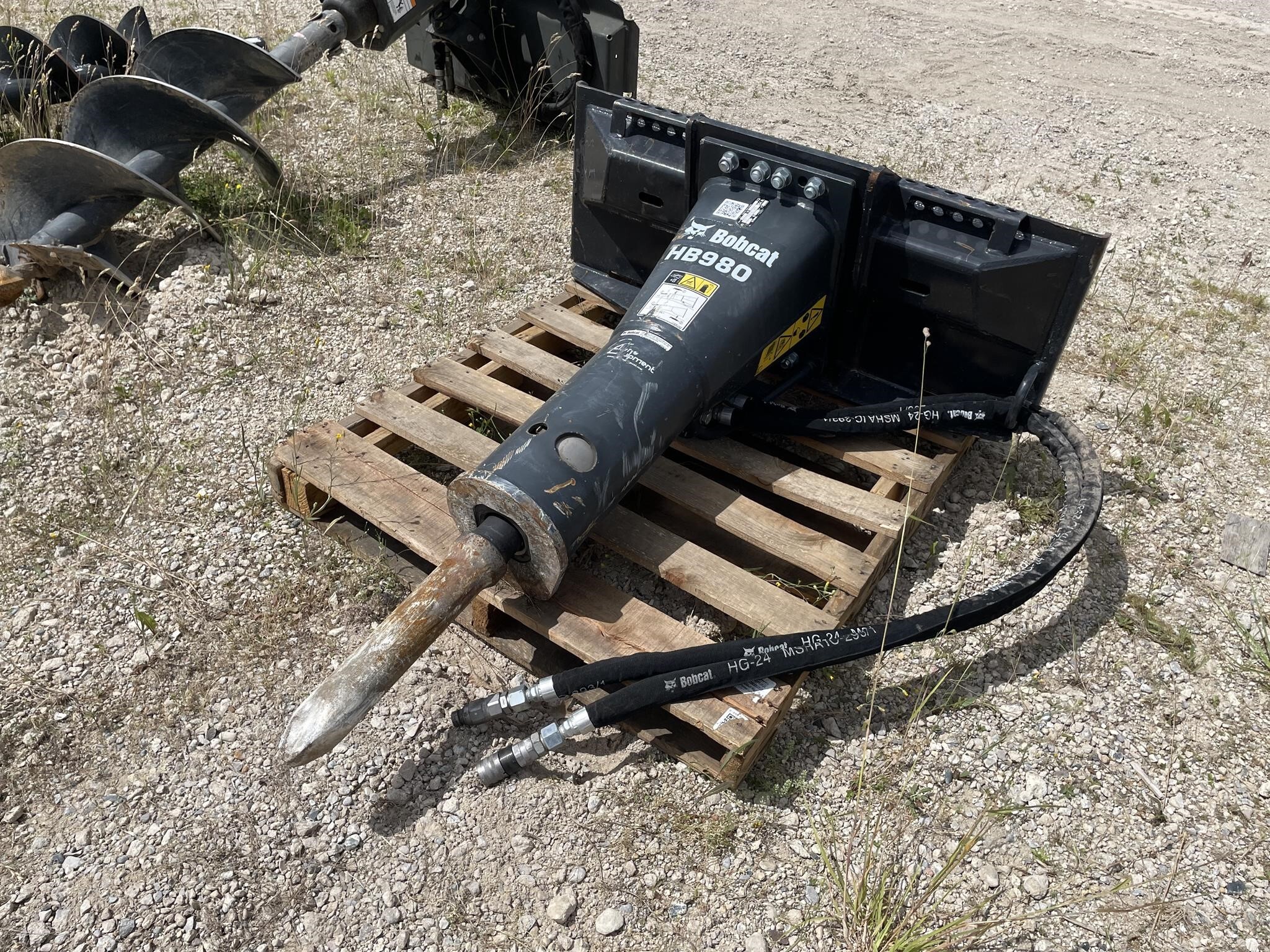 2022 Bobcat HB980 Loader and Skid Steer Attachment - $10,450 ...