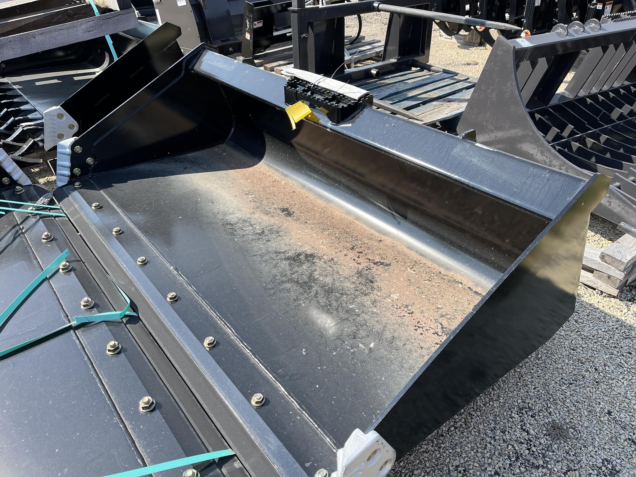 2023 Kubota AP-HD74LLC Loader and Skid Steer Attachment - $1,900 ...