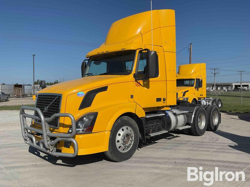 Used Volvo Semi Trucks for Sale - 55 Listings | Machinery Pete