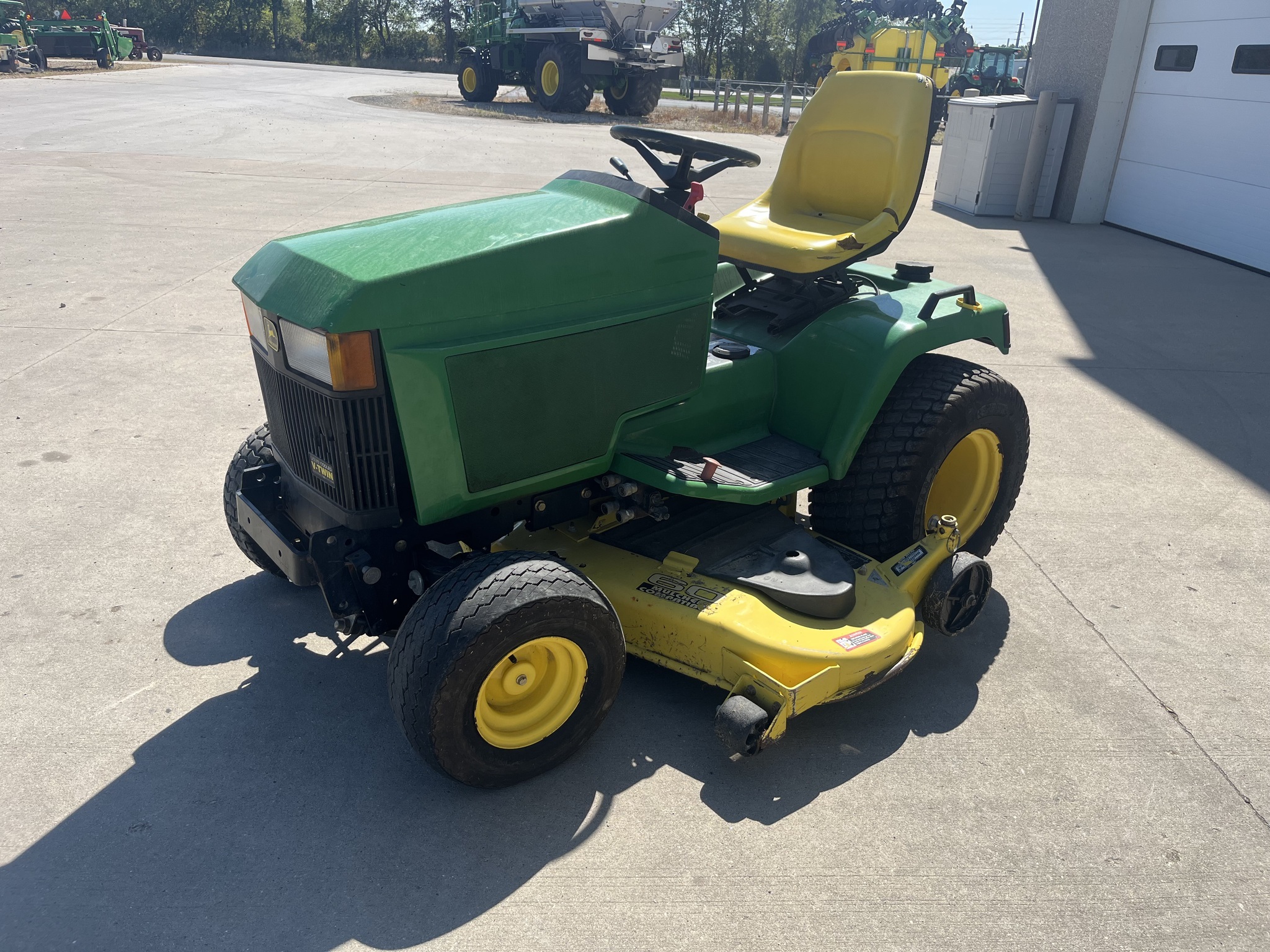 2000 John Deere 445 Lawn Mower - $3,795 | Machinery Pete
