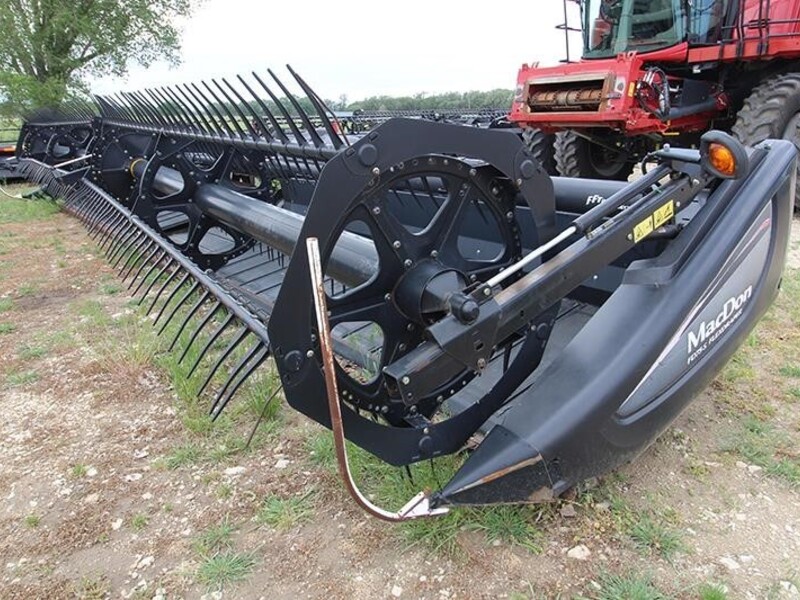 Used MacDon FD75 Platforms for Sale - 252 Listings | Machinery Pete