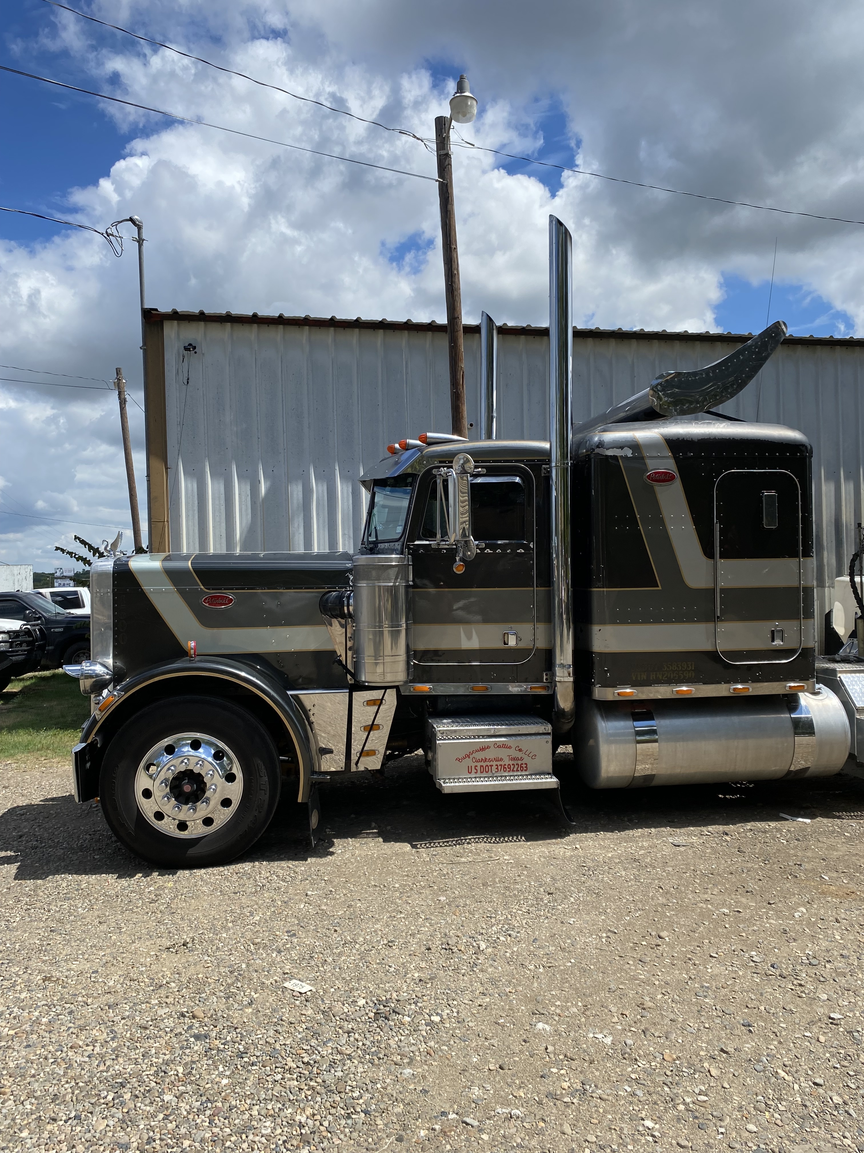 1987 Peterbilt 359 Semi Trucks/Trailer - $70,000 | Machinery Pete