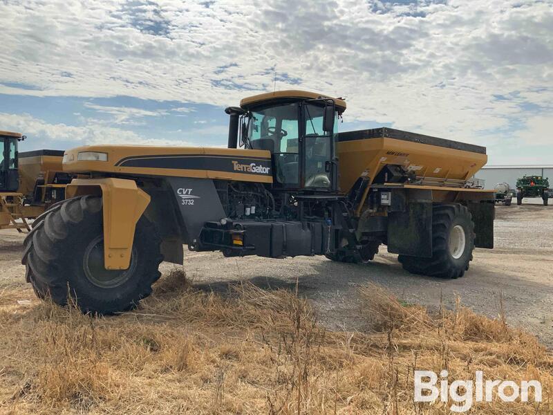 Used Ag-Chem Self-Propelled Fertilizer Spreaders for Sale - 56 Listings ...