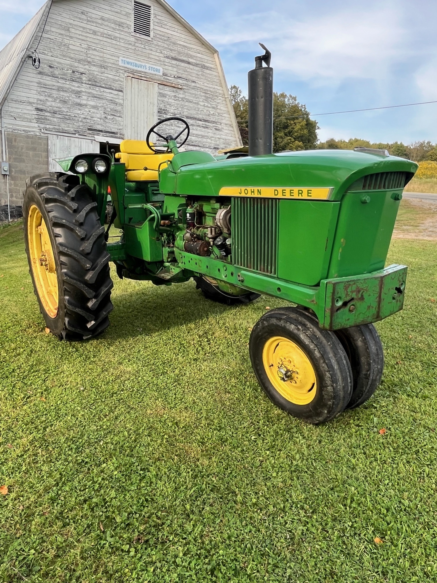 1969 John Deere 2520 Tractor - $29,000 | Machinery Pete