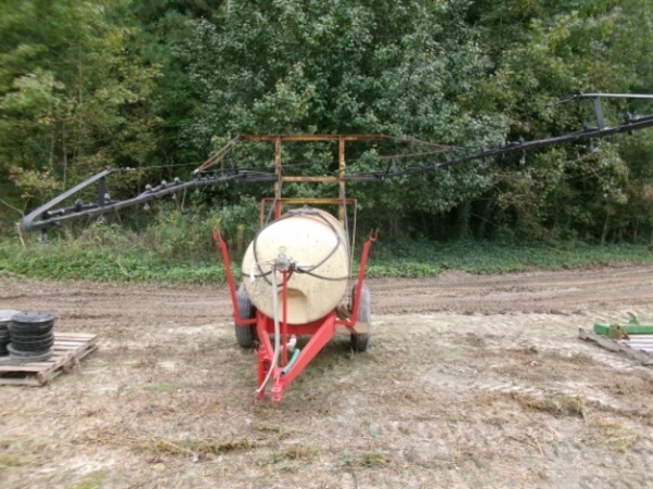 Used Pull-Type Sprayers for Sale - 804 Listings | Machinery Pete
