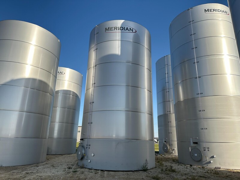 Used Meridian Tanks for Sale - 43 Listings | Machinery Pete