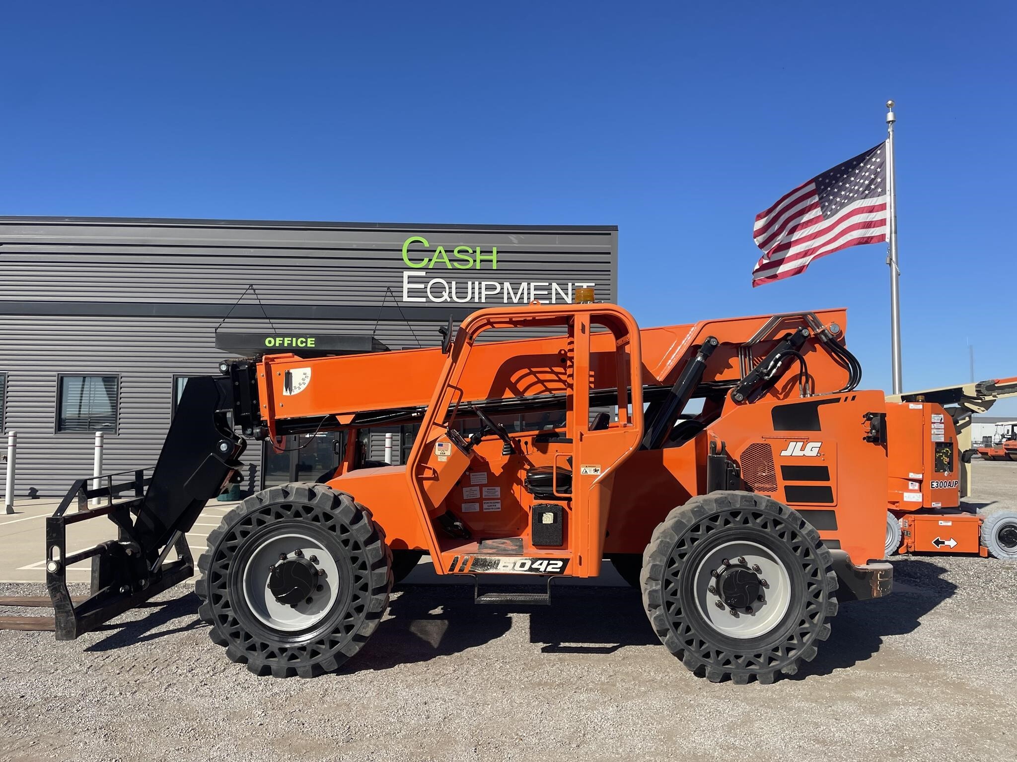 2017 SkyTrak 6042 Telehandler - $49,900 | Machinery Pete