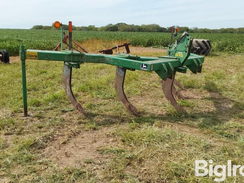 Used John Deere V Rippers for Sale - 27 Listings | Machinery Pete