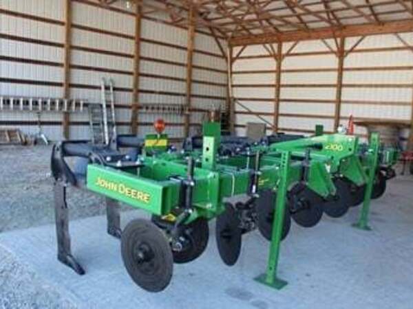 Used John Deere 2100 In-Line Rippers for Sale - 23 Listings | Machinery ...