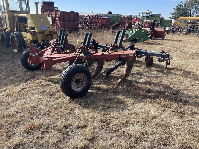 Used V Rippers for Sale - 72 Listings | Machinery Pete