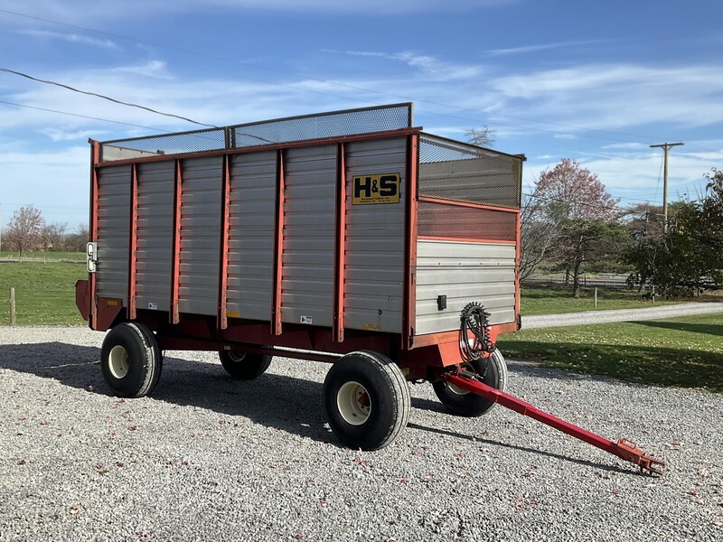 Used Forage Wagons for Sale - 276 Listings | Machinery Pete