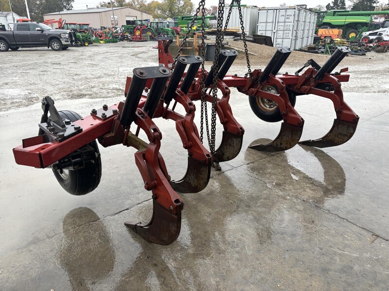 Used V Rippers for Sale - 62 Listings | Machinery Pete