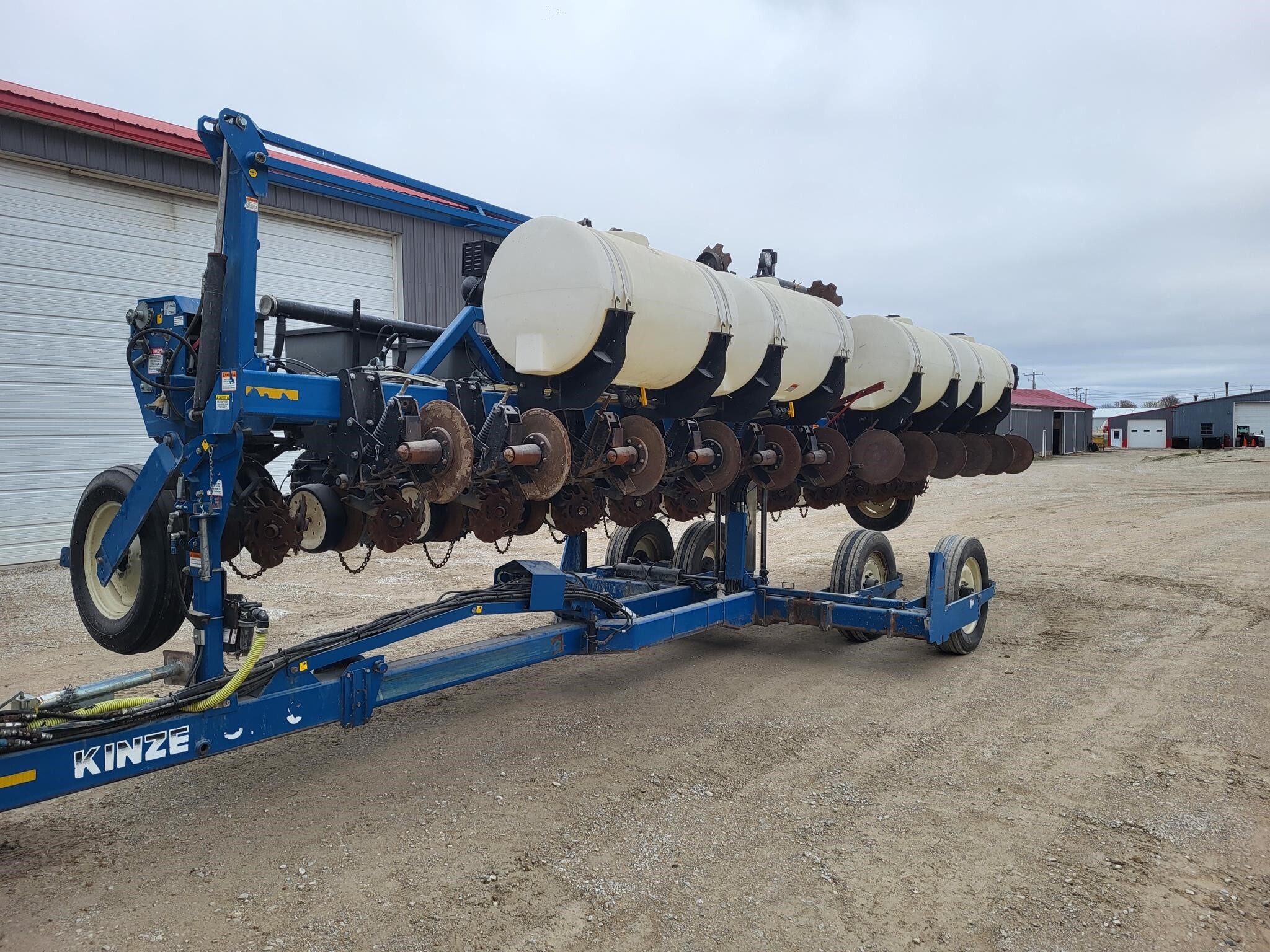 2010 Kinze 3600 Planter - $79,995 | Machinery Pete