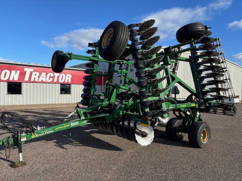 Johnson Tractor - Osseo - Osseo, WI | Machinery Pete