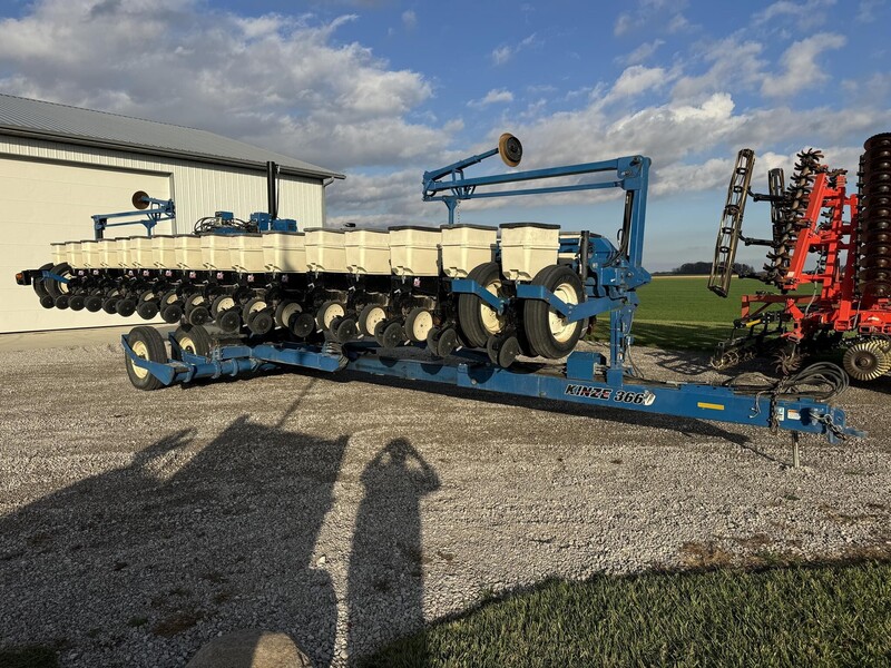 Used Planters for Sale - 3377 Listings | Machinery Pete