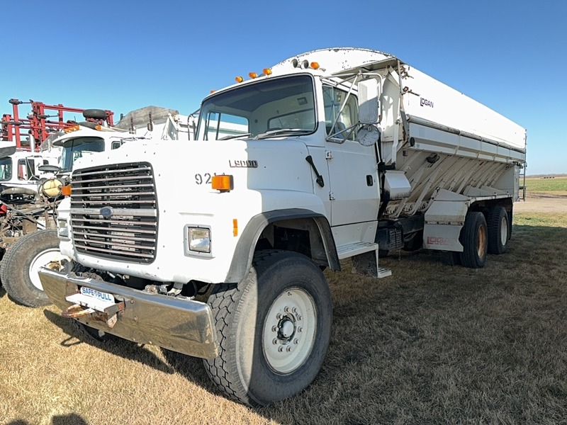 Used Ford Semi Trucks for Sale - 54 Listings | Machinery Pete