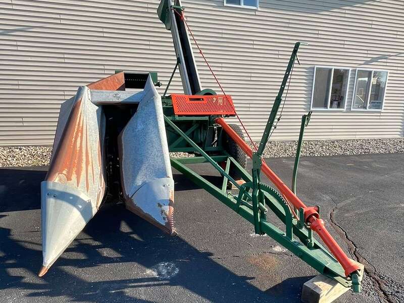 Used Corn Pickers for Sale - 35 Listings | Machinery Pete