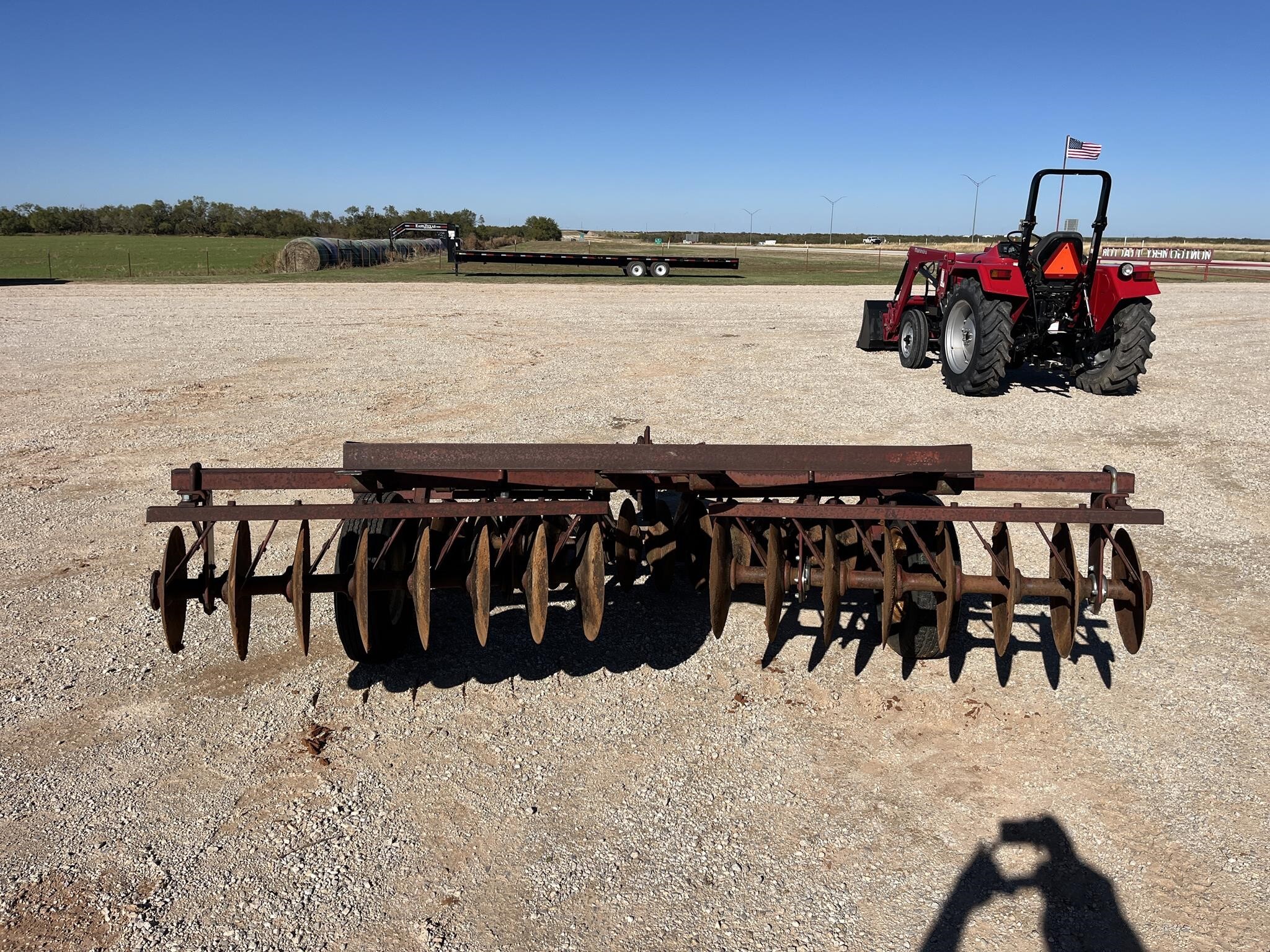 International 37 Disk - $1,950 | Machinery Pete