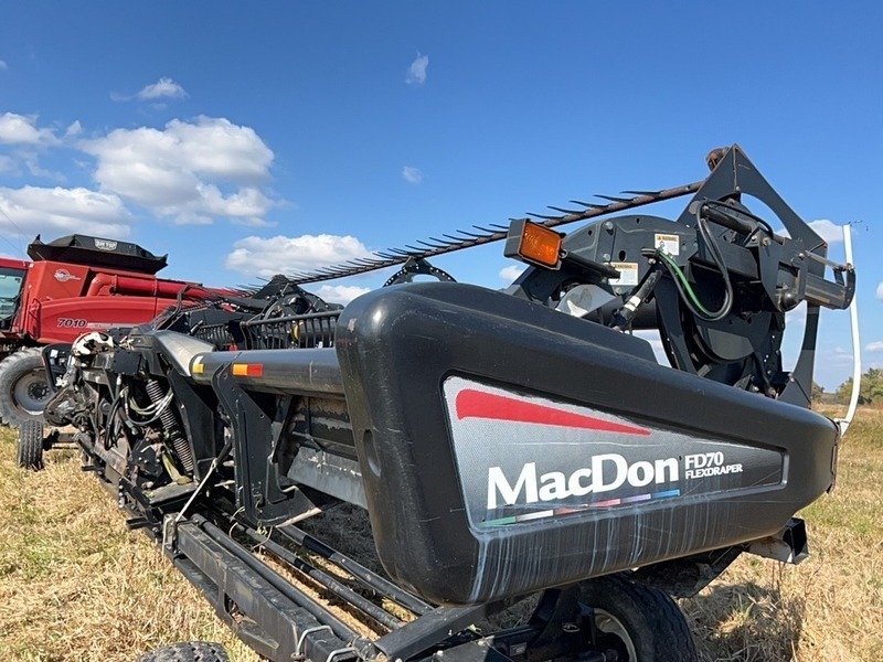 Used MacDon Headers for Sale - 900 Listings | Machinery Pete