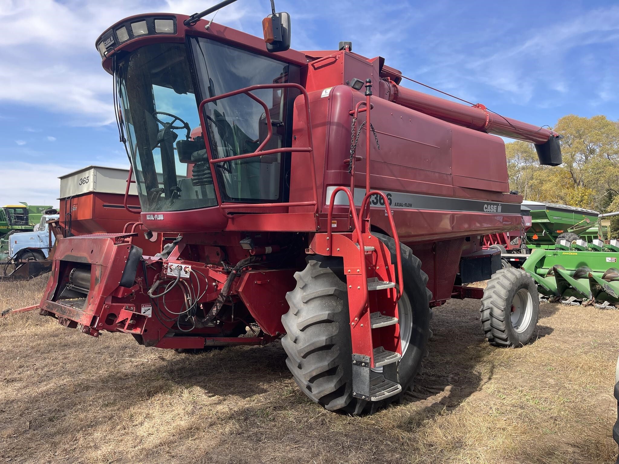 Case IH 2366 Combine - $35,000 | Machinery Pete