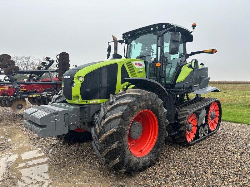 Used Claas Tractors for Sale - 67 Listings | Machinery Pete