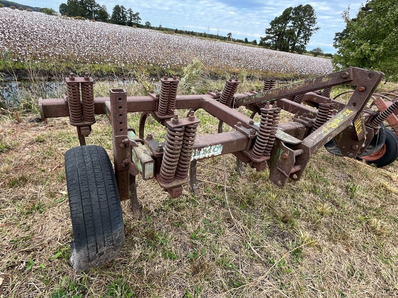 Used Chisel Plows for Sale - 365 Listings | Machinery Pete