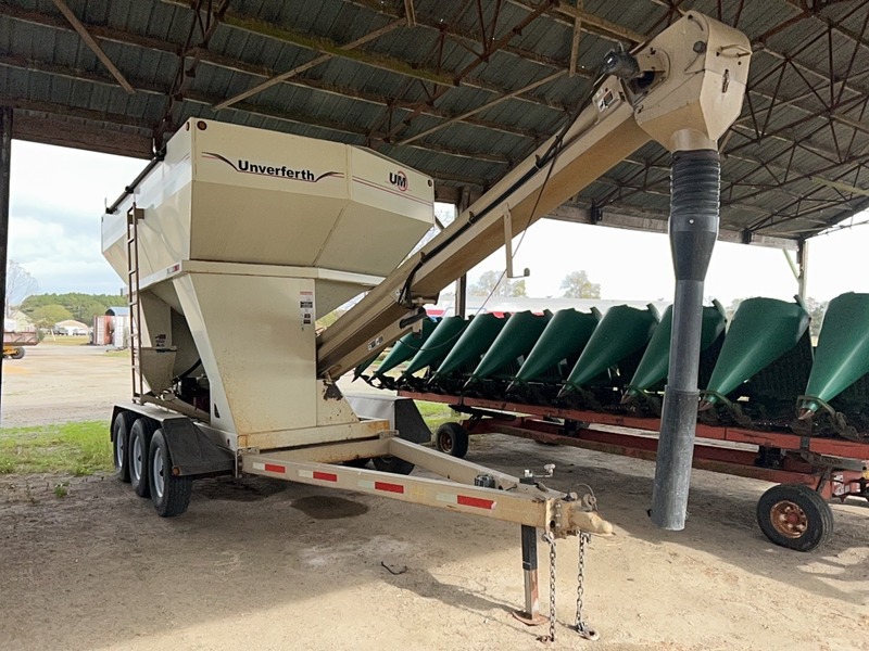 Used Seed Tenders for Sale - 1066 Listings | Machinery Pete