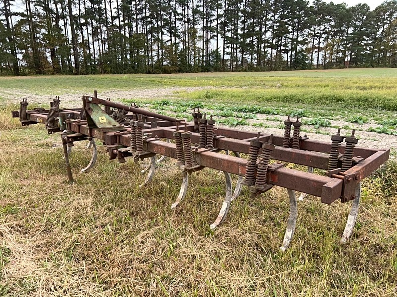 Used Chisel Plows for Sale - 344 Listings | Machinery Pete