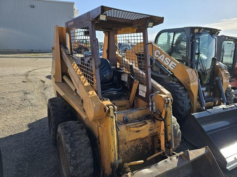 1992 Case 1840 Skid Steer - $13,900 | Machinery Pete
