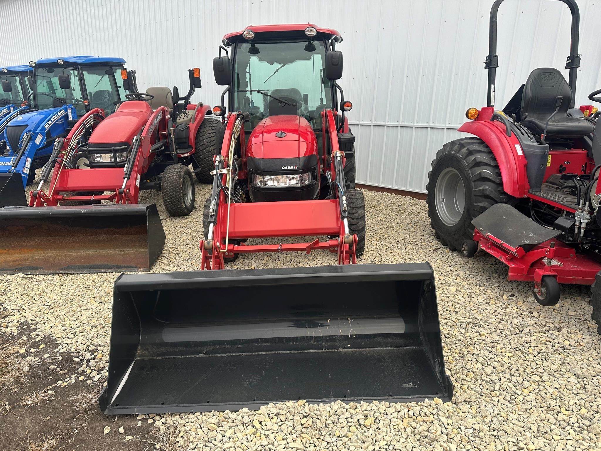 2025 Case IH Farmall 40C Tractor - $48,500 | Machinery Pete