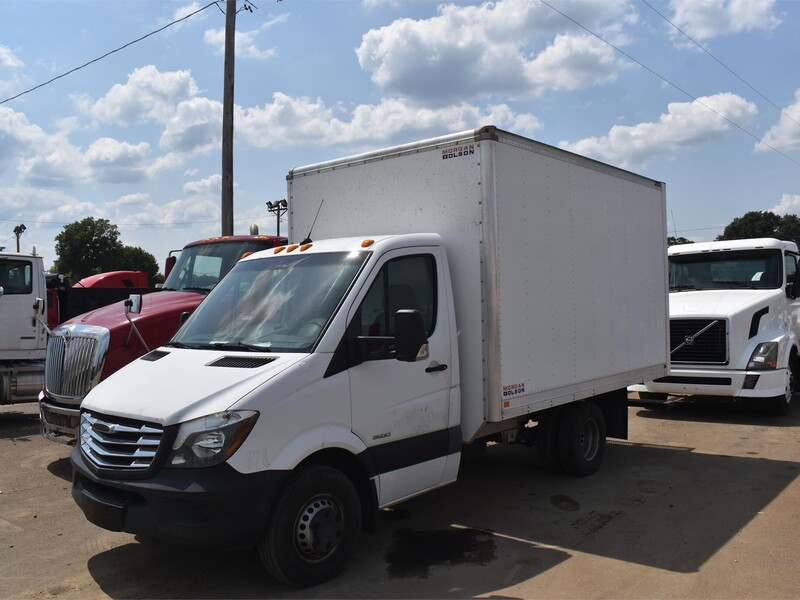 Used Box Trucks/Trailers for Sale - 140 Listings | Machinery Pete