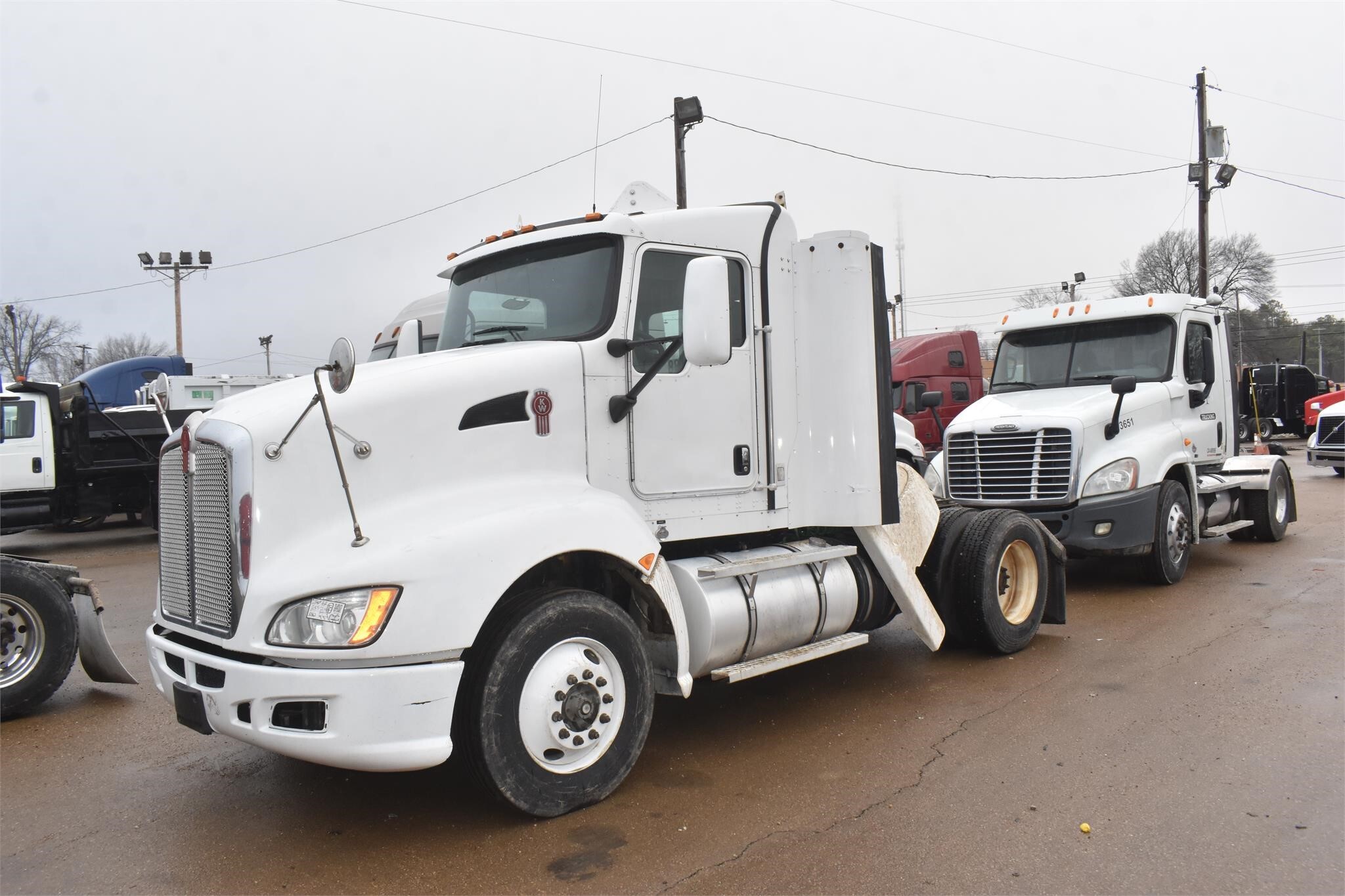 2013 Kenworth T660 Semi Trucks/Trailer - $20,000 | Machinery Pete