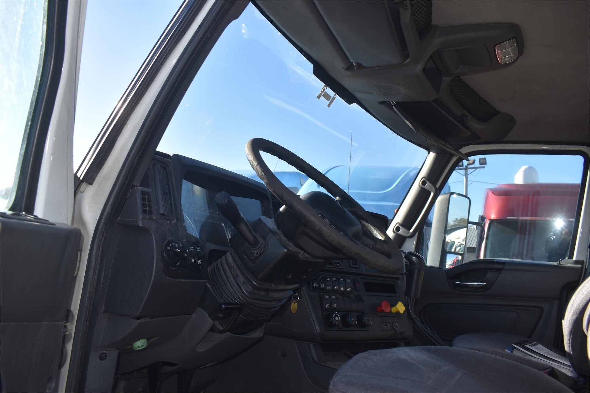 2019 International RH Semi Trucks/Trailer - $14,000 | Machinery Pete