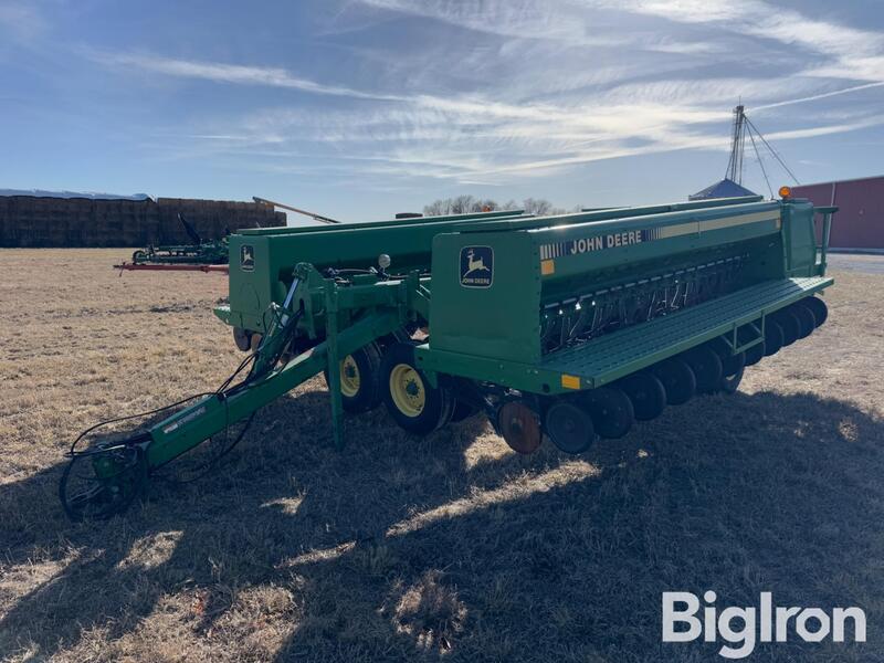 Used John Deere 455 Drills for Sale - 37 Listings | Machinery Pete