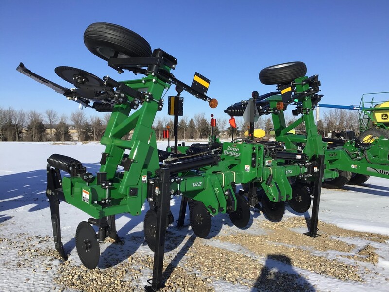 Used Strip-Till for Sale - 126 Listings | Machinery Pete