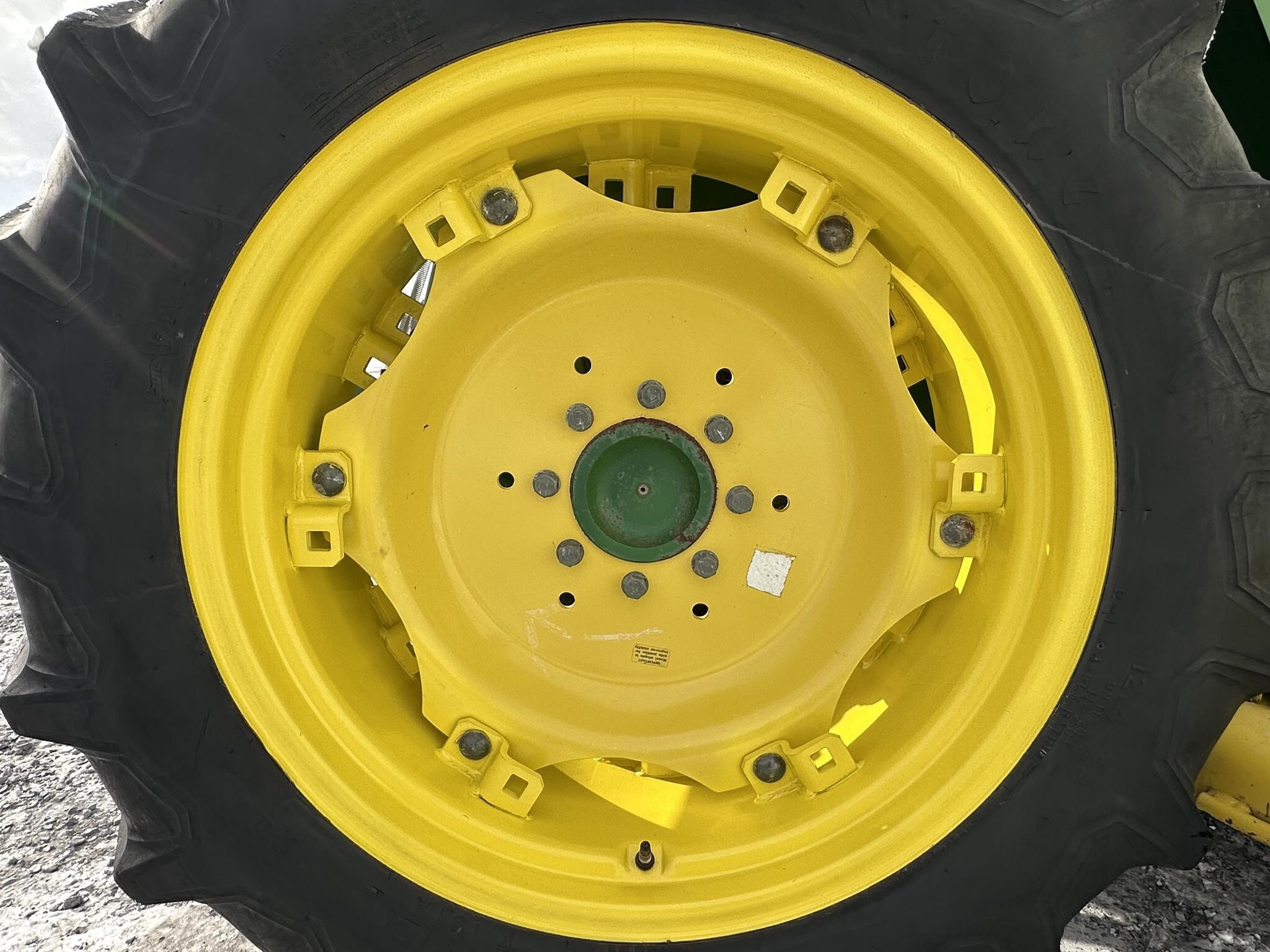 Unlock Your 1025rs Potential The Ultimate Guide To John Deere Tractor Wheels