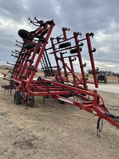 Case IH 4300 Field Cultivator - $8,950 | Machinery Pete