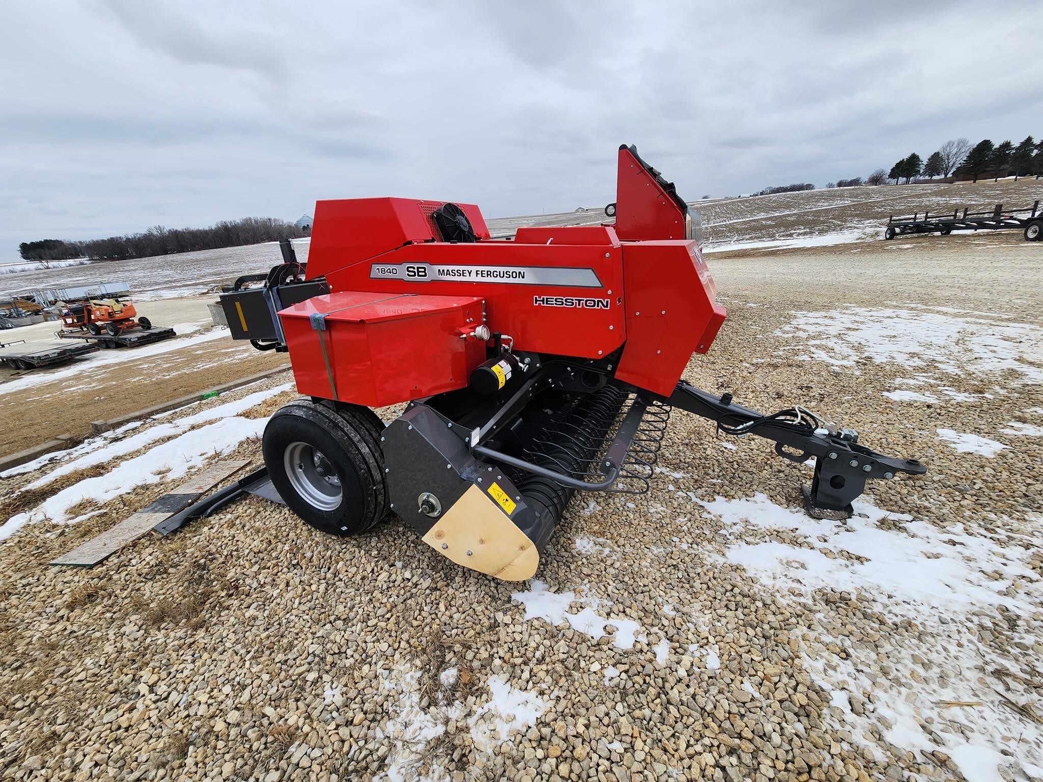2025 Massey Ferguson 1840 Small Square Baler - $Call | Machinery Pete