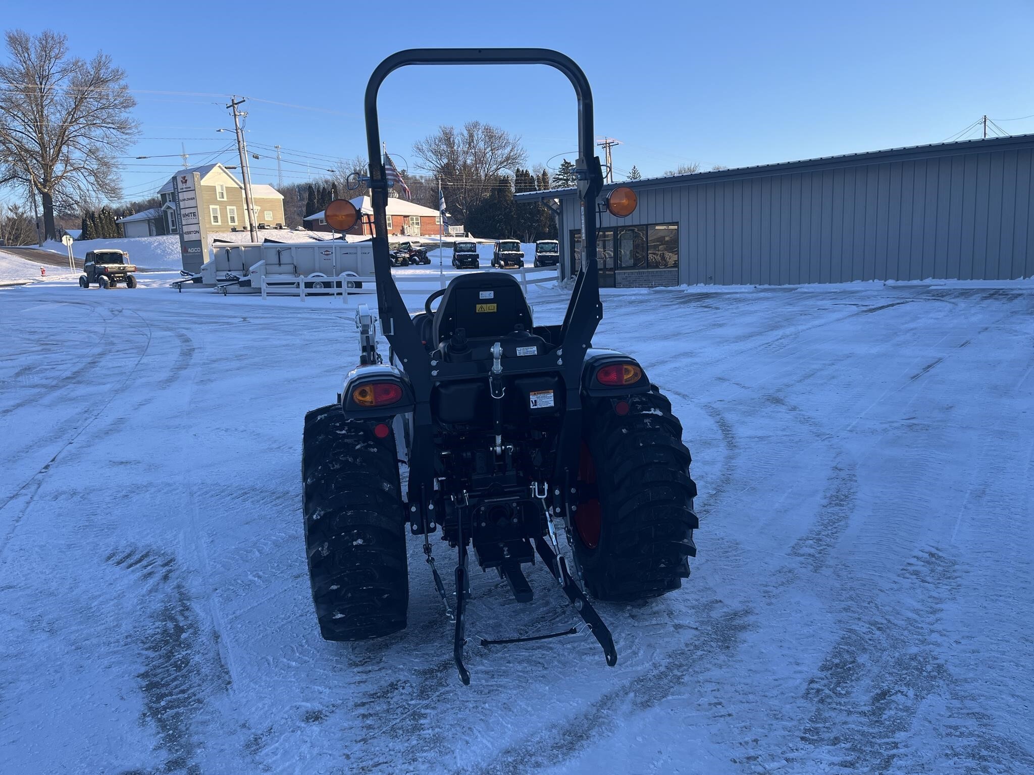 2025 Bobcat CT2040 Tractor - $Call | Machinery Pete