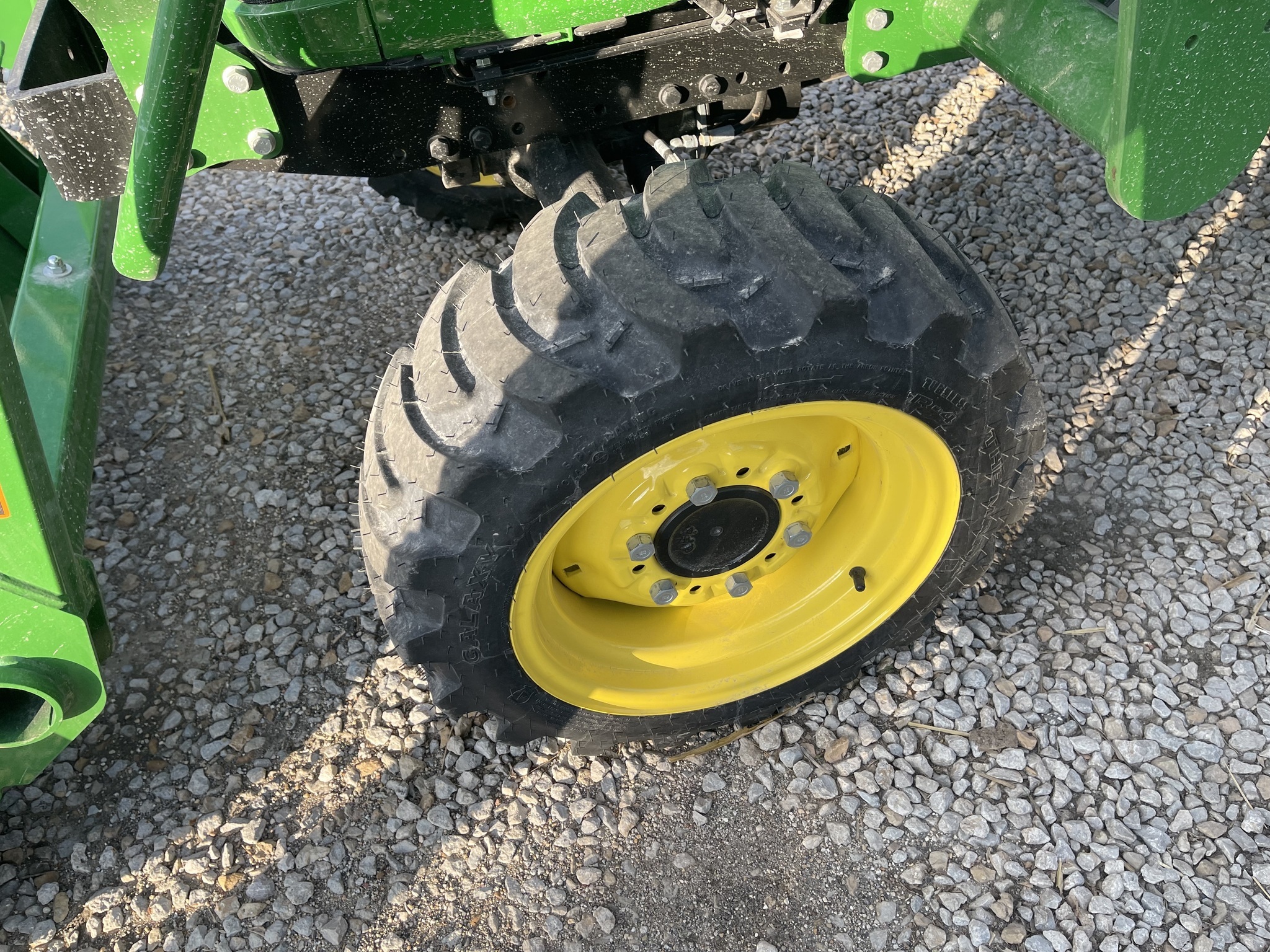 2022 John Deere R4 TIRES Wheels / Tires / Track - $490 | Machinery Pete