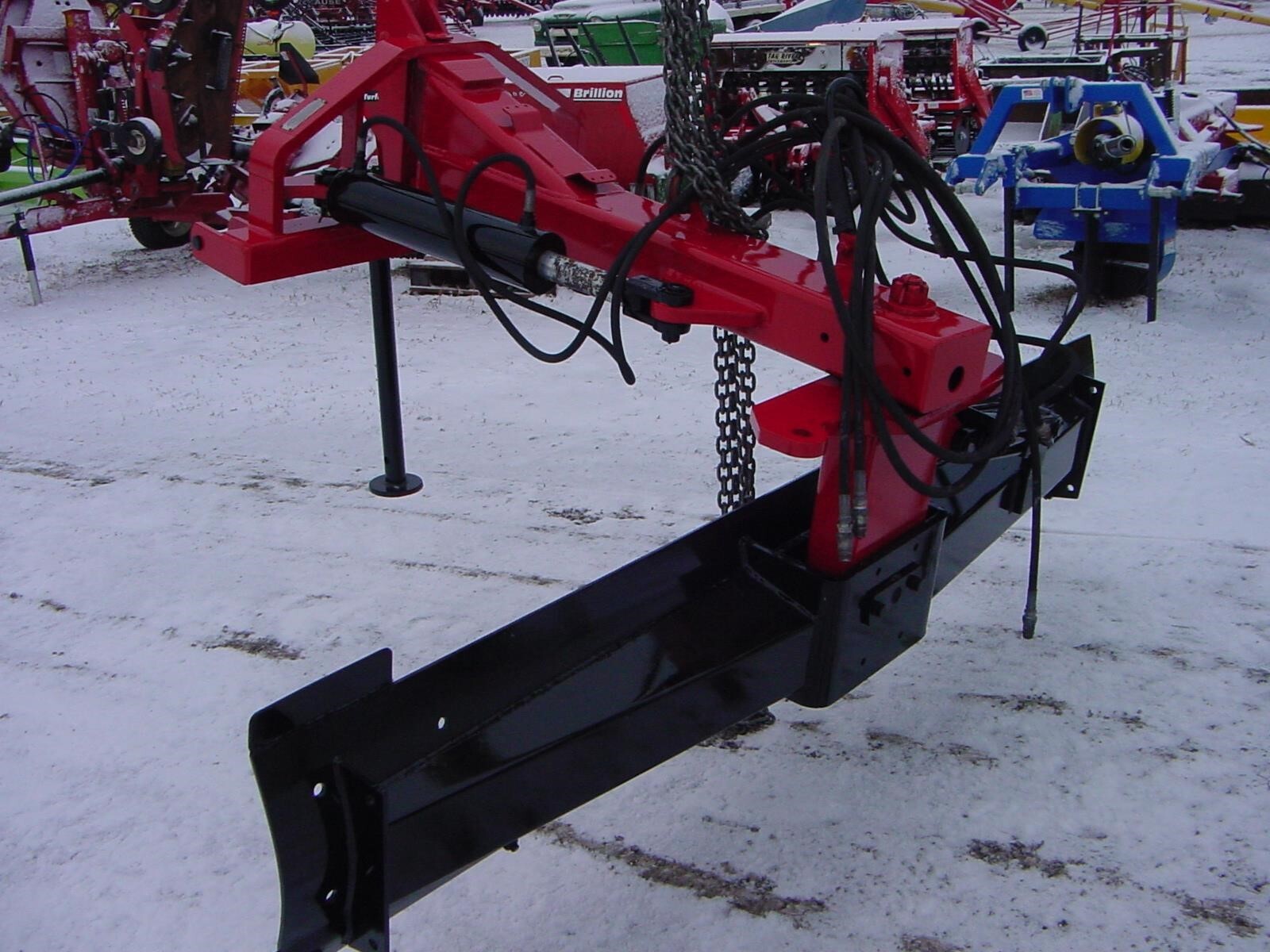 Rhino R950 Blade - $4,700 | Machinery Pete