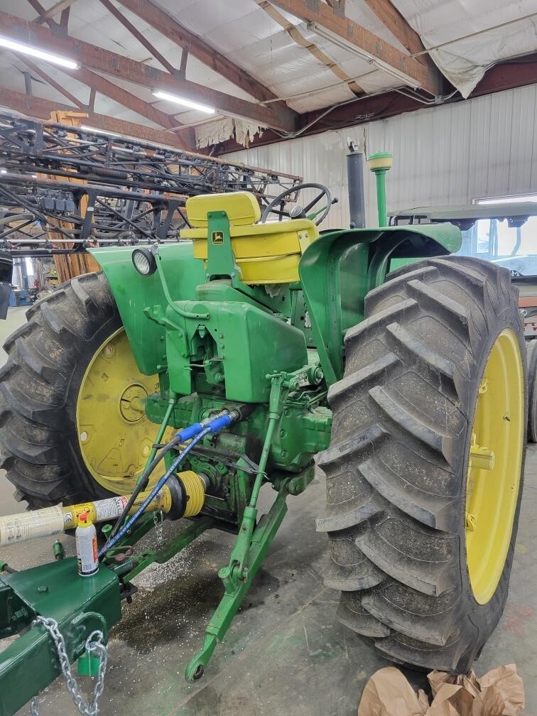 John Deere 2510 Tractor - $14,500 | Machinery Pete