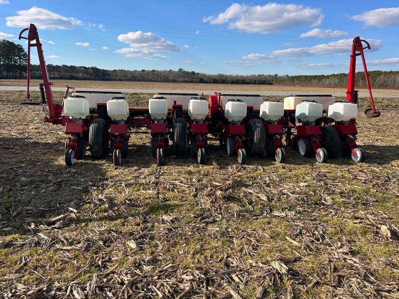 Used White Planters for Sale - 154 Listings | Machinery Pete