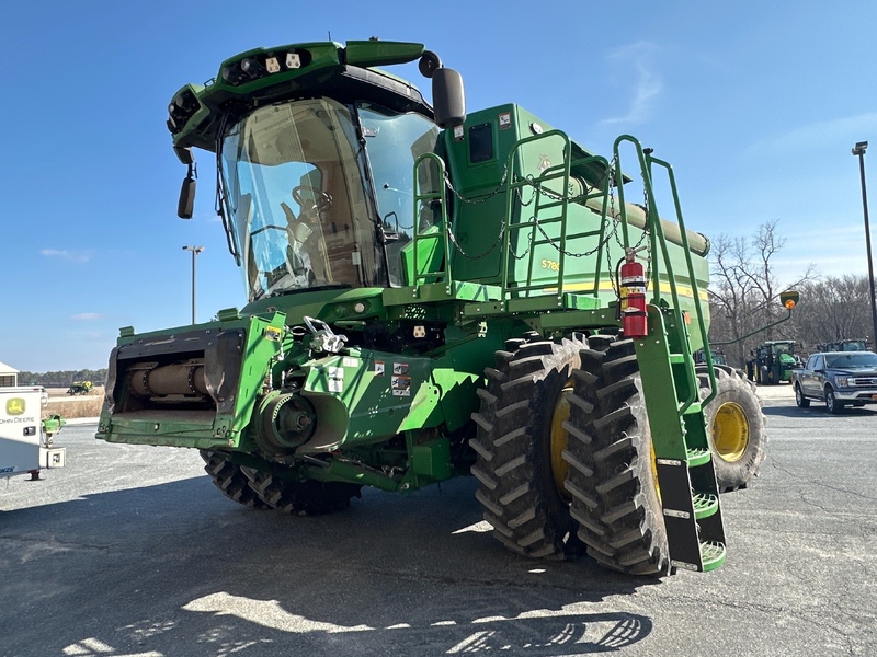 Used Combines for Sale - 4829 Listings | Machinery Pete