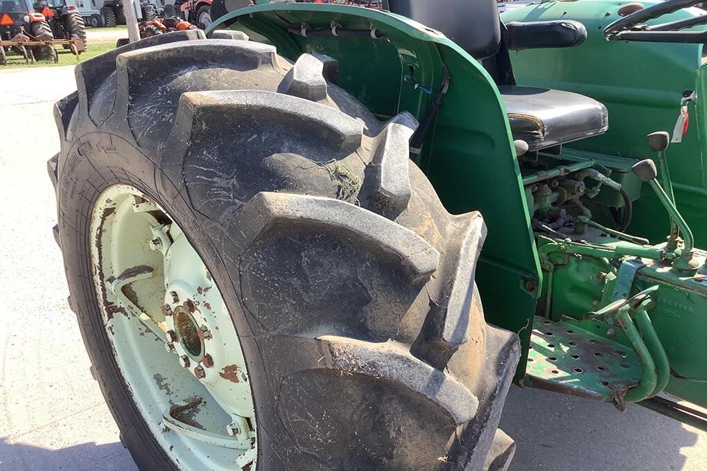 Oliver 1365 Tractor - $6,500 | Machinery Pete