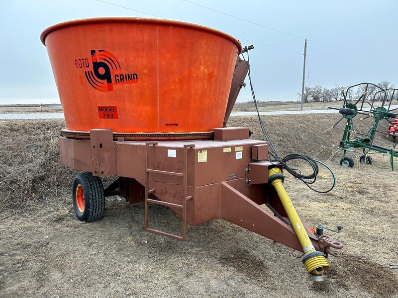 Used Livestock Equipment for Sale | Machinery Pete