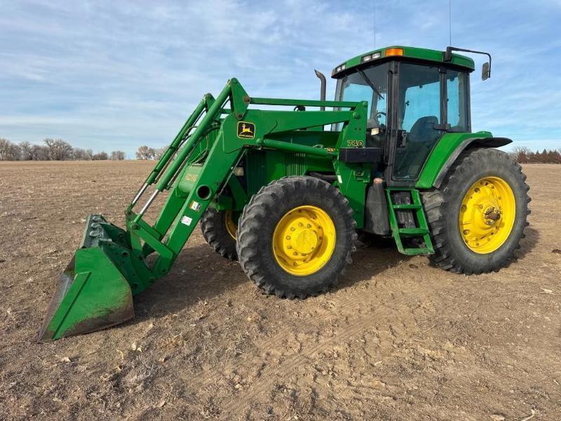 Used John Deere 7210 Tractors for Sale - 4 Listings | Machinery Pete