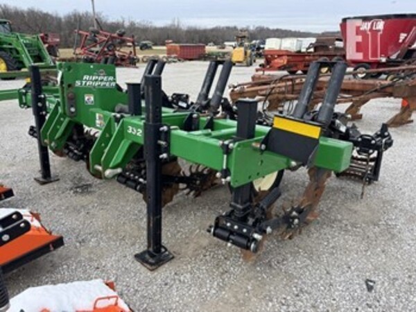 Used Unverferth Strip-Till for Sale - 50 Listings | Machinery Pete