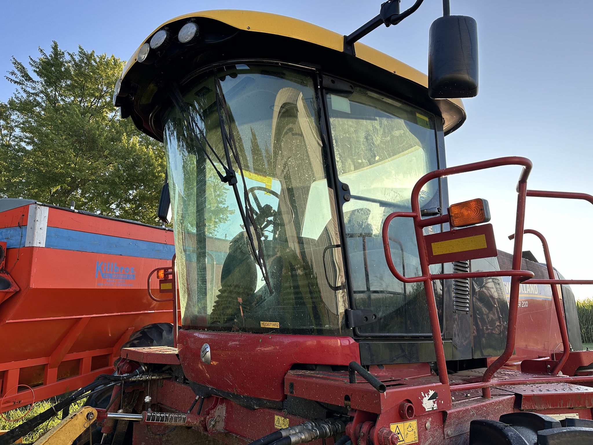 2014 New Holland Speedrower 200 Self-Propelled Windrowers and Swather ...